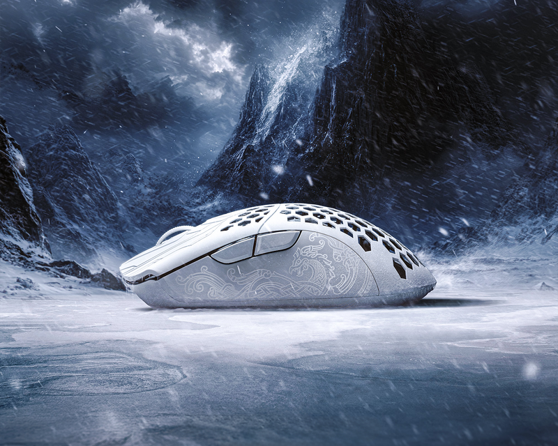 Finalmouse ULX Frostlord Karbon Fiber Wireless Mouse